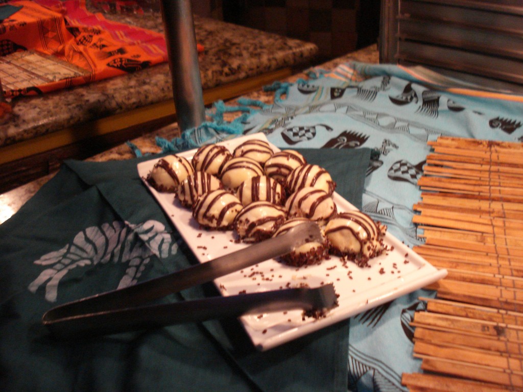 Recipe: Boma's Zebra Domes | the disney food blog