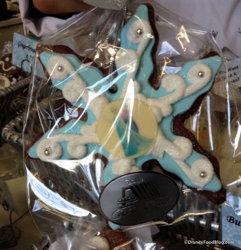New "Frozen" Gingerbread Display Debuts at Disney World's Contemporary ...