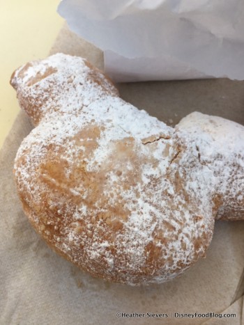 Review: Butterscotch Mickey Beignets in Disneyland for Halloween Time ...