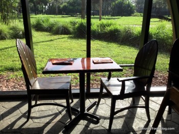 Review: Two Grab-and-Go (or Grab-and-STAY) Options at Sanaa Kuamsha ...