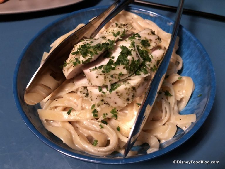 Review! NEW Pizzafari Family-Style Dining in Disney World's Animal ...