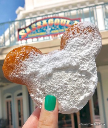 Recipe: Make Your Very Own Mickey Mouse Beignets At Home! | the disney ...