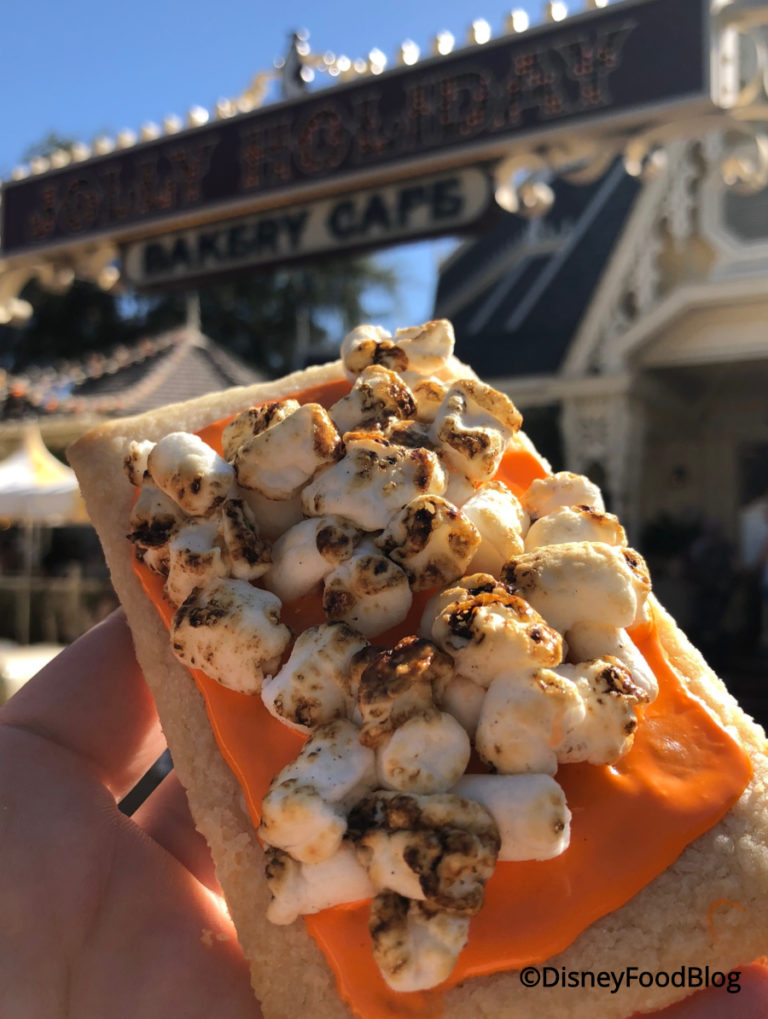Halloween Time Eats: Sweet Potato Hand Pie at Jolly Holiday in ...
