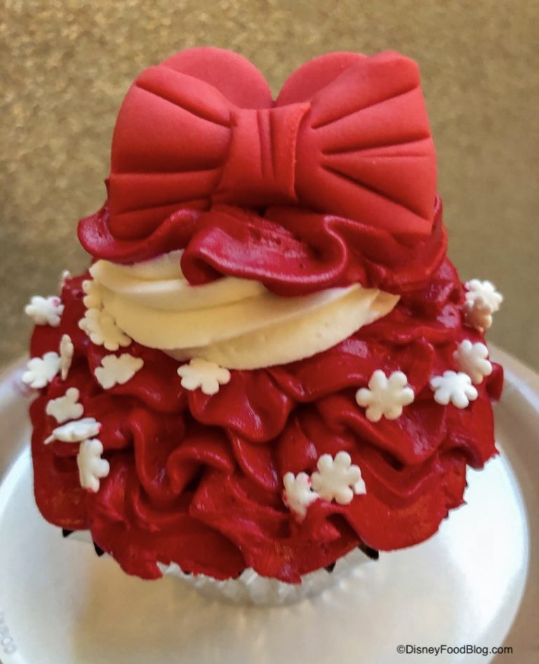 This Beloved Cupcake in Disney World's Epcot Got a Makeover! | the ...