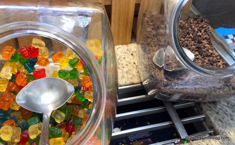Review: Brunch at Chef Mickey's in Disney's Contemporary Resort! | the ...