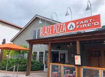 REVIEW: Pesto Garlic CHEESY Bread in Disney World? Say No More | the ...