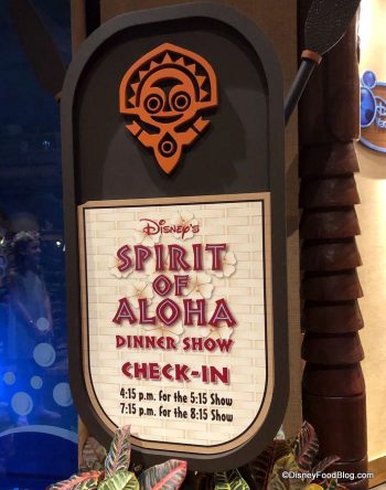 Review & Food Photos: Disney World's Spirit of Aloha Luau at the ...