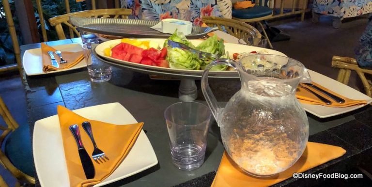 Review & Food Photos: Disney World's Spirit of Aloha Luau at the ...