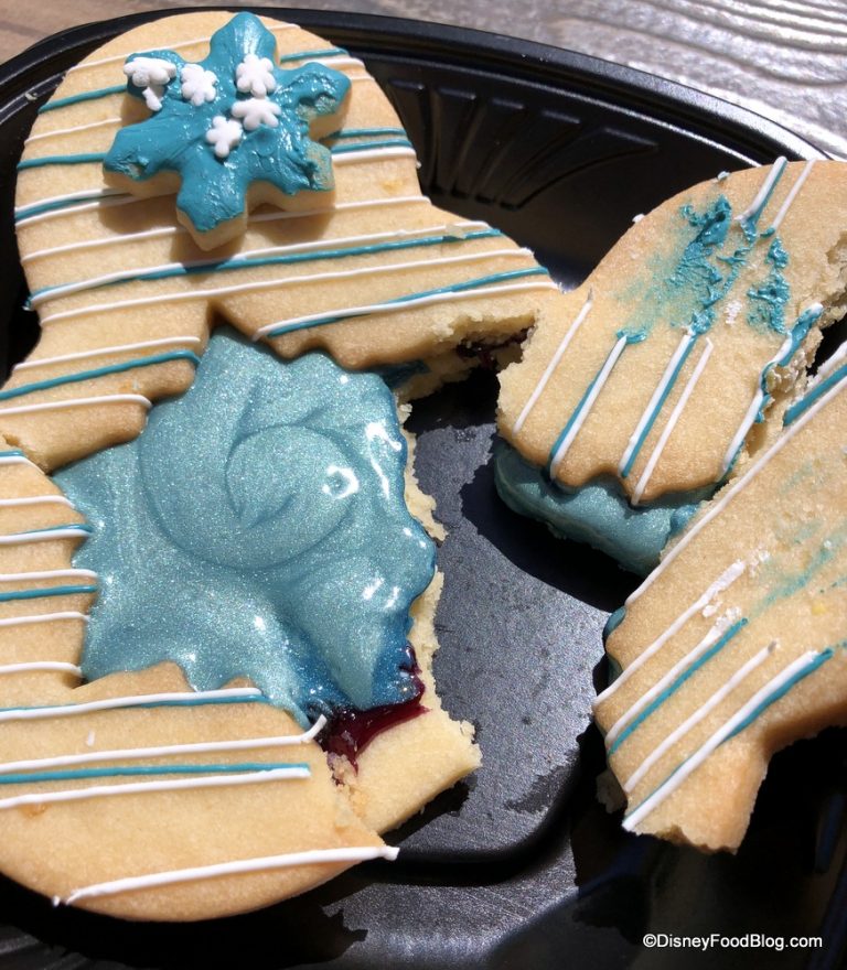 REVIEW! Disneyland's New Arendelle Aqua Linzer Cookie Is Lighter Than ...