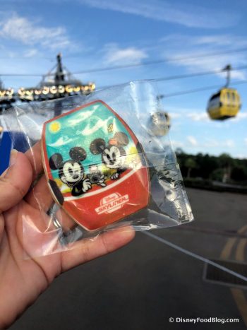 REVIEW! Meet the Disney Skyliner's SWEETEST Surprise — Cookies! | the ...