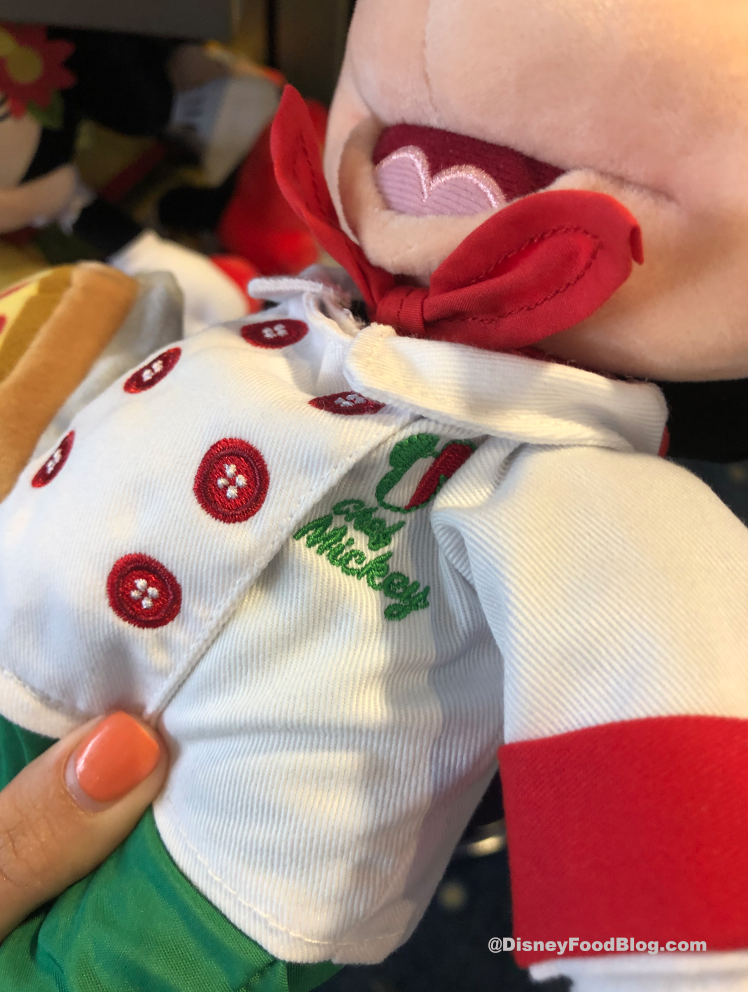 Say Hello to New Mickey and Minnie Epcot World Showcase Pavilion Plush ...