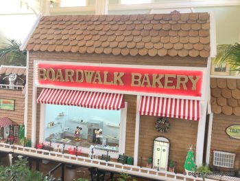 Here's Your ULTIMATE Guide to All the 2019 Gingerbread Displays Coming ...