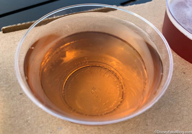 Review! The Bavaria Booth Has TWO of Our Favorite Epcot Festival of the ...