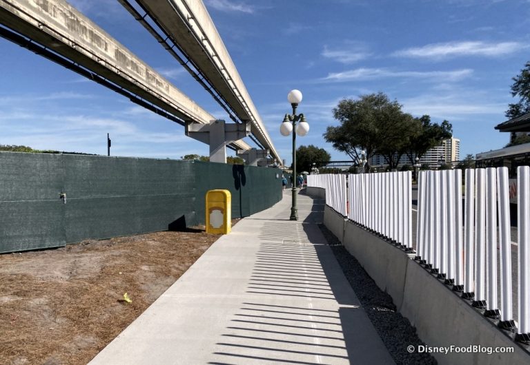 Updated Walkway Joining Magic Kingdom and Disney's Contemporary Resort ...