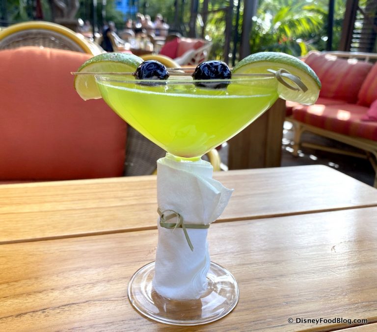 Review: The Cutest SECRET MENU Baby Yoda Cocktail in Disneyland! | the ...