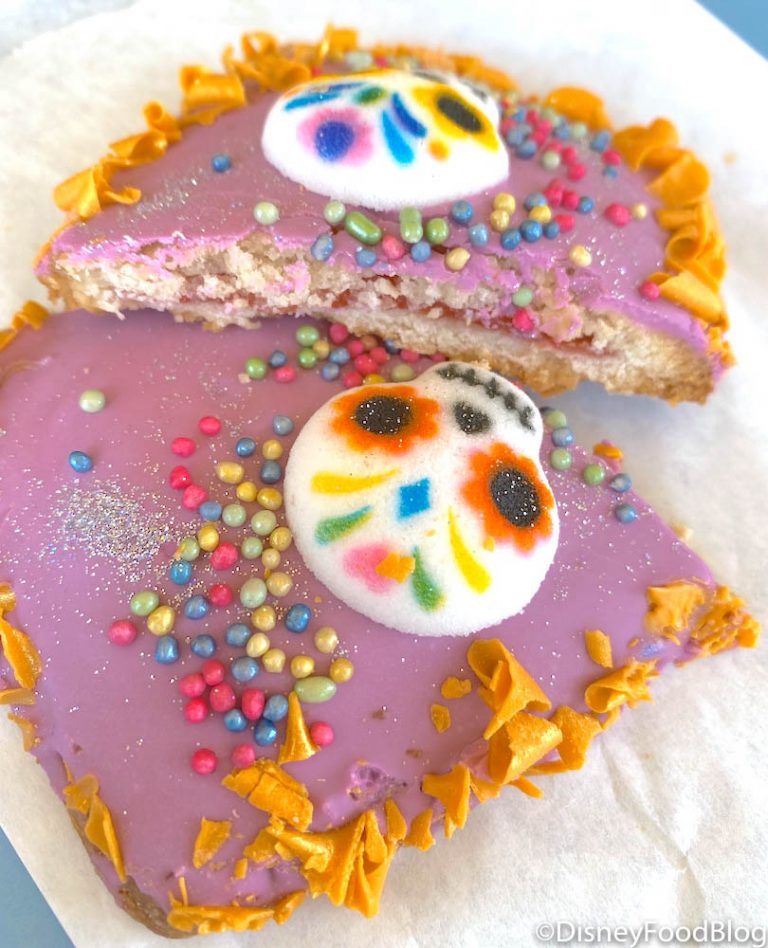 You've Gotta See What's INSIDE of This New Dia de los Muertos Hand Pie ...
