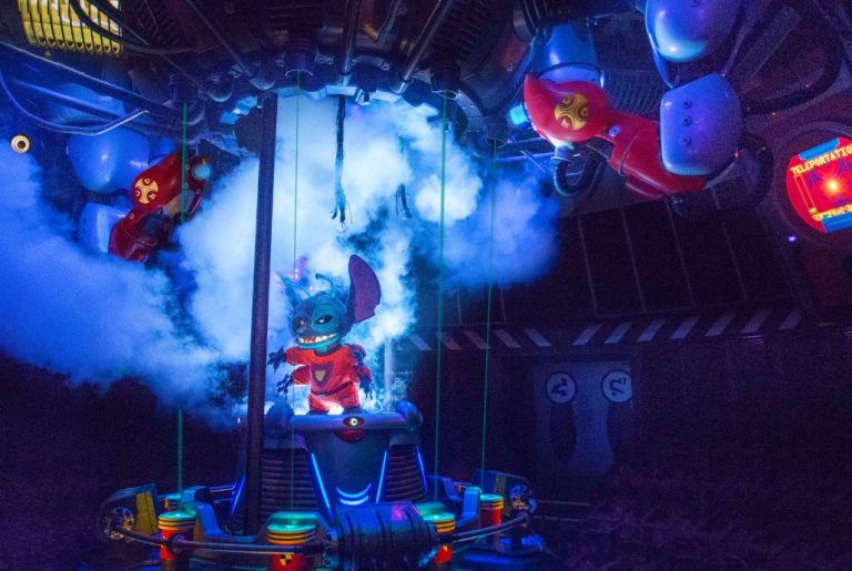 How a Terrifying Animatronic and Horrifically Intense Restraints Ruined ...