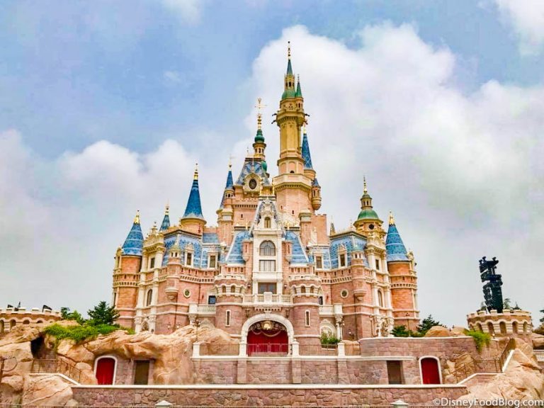 NEWS: Shanghai Disney Resort Unveils Their Fifth Anniversary Logo ...