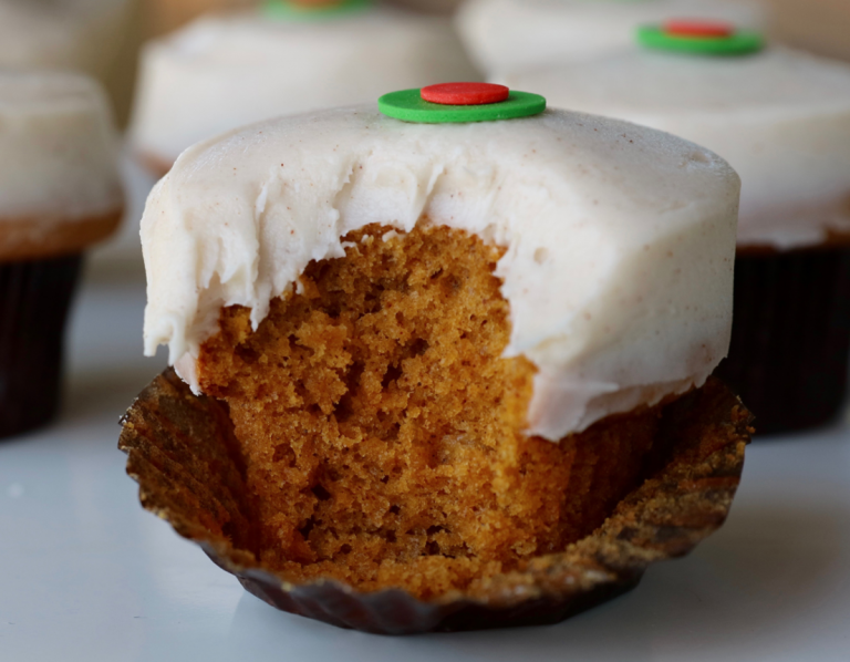 NEW Cannoli Cupcake and More Coming to Sprinkles This Month! | the ...