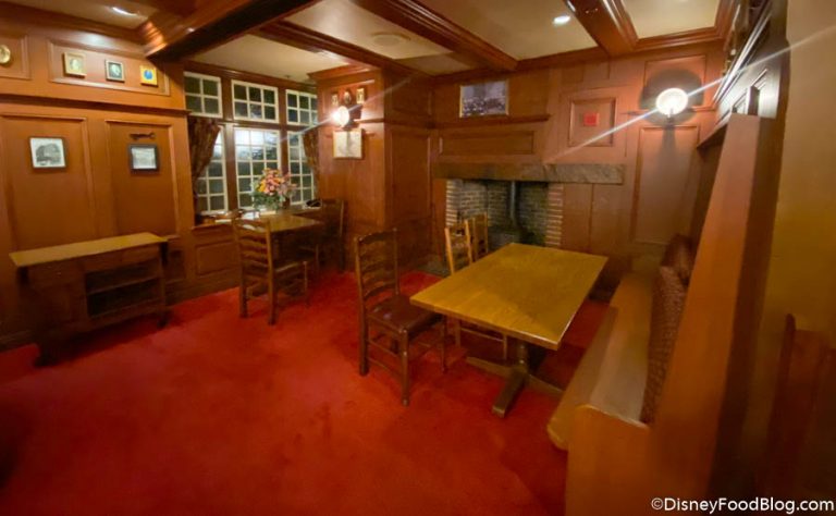 REVIEW! We KEEP. COMING. BACK. To Liberty Tree Tavern in Disney World ...