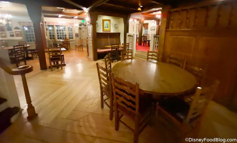 REVIEW! We KEEP. COMING. BACK. To Liberty Tree Tavern in Disney World ...