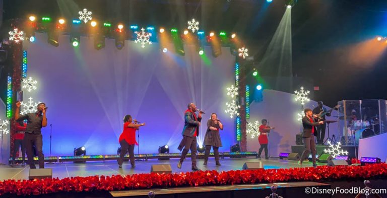VIDEOS: JOYFUL! is BACK in Disney World and Singing ALL the Holiday ...