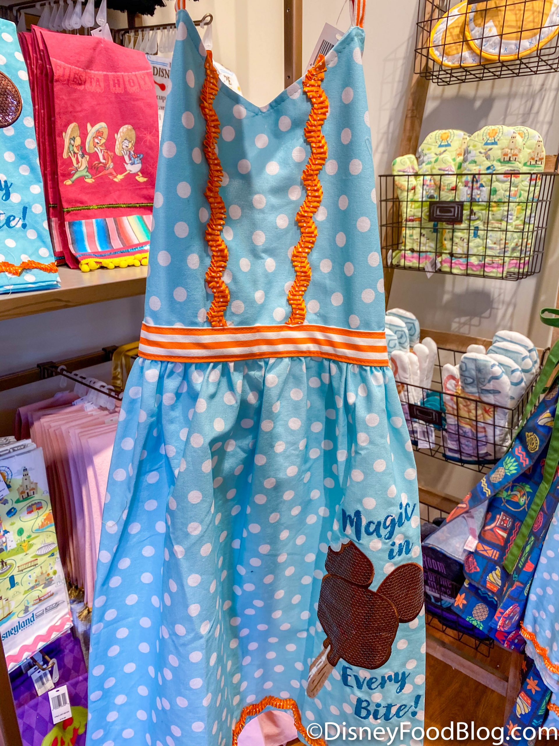 Disneyland’s NEW Kitchen Accessories Will Make Your Home the Tastiest ...