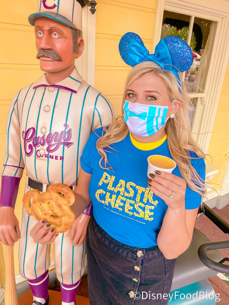 9 Disney Shirts Only the BIGGEST Disney Fans Will Understand! | the ...