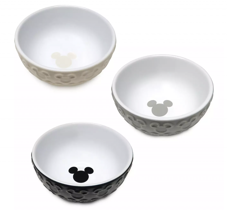 The NEW Disney Kitchen Collection Reminds Us There's No Place Like Home ...
