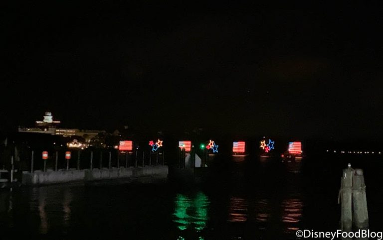Photos & Videos! The Electrical Water Pageant is BACK at Walt Disney ...
