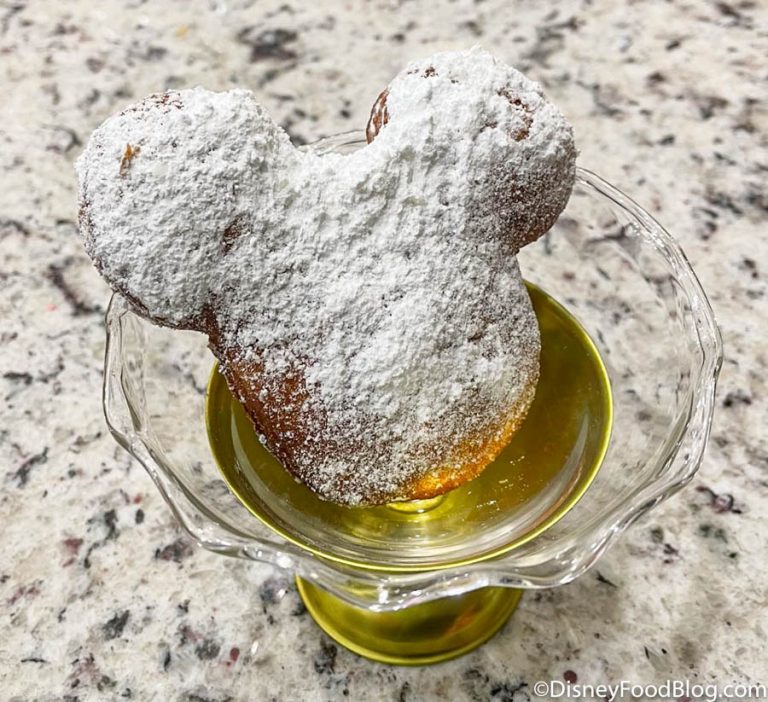 VIDEO: Step-By-Step DFB Mickey Beignet Tutorial | the disney food blog