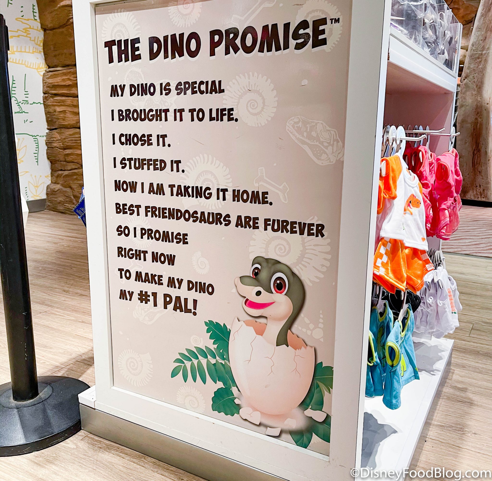 What's New at Disney Springs: Mini Plushes, a $3 Color-Changing Cup ...