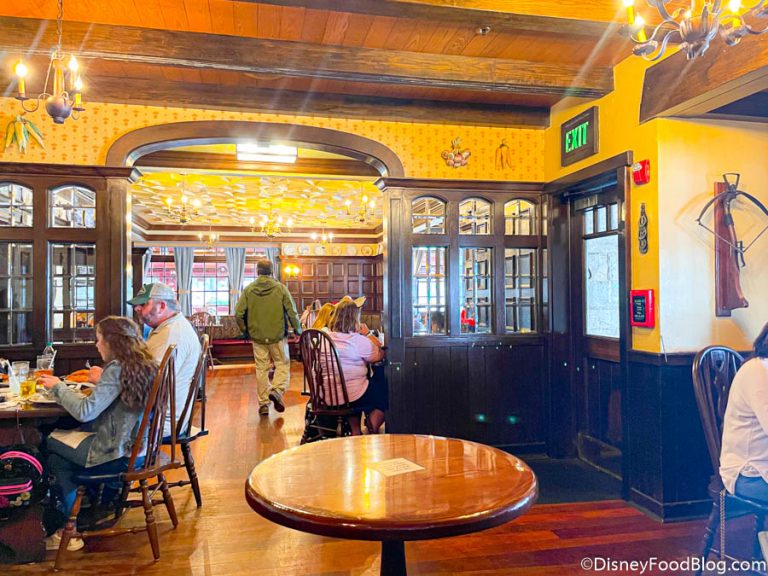 Review: We Ate a LOT at Rose and Crown in Disney World. If You Need Us ...