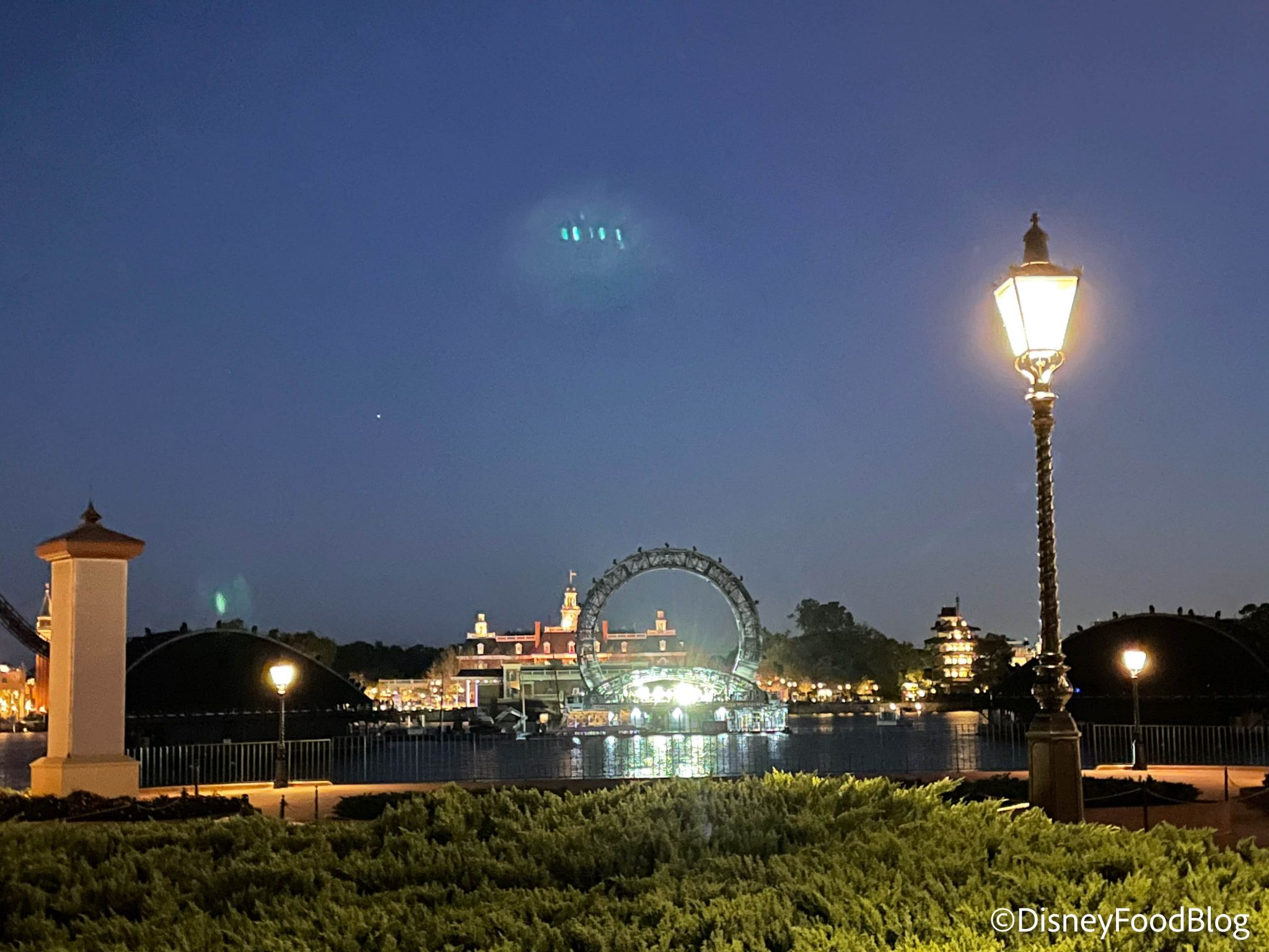 PHOTOS: The Harmonious Barges Were LIT UP Tonight in Disney World ...