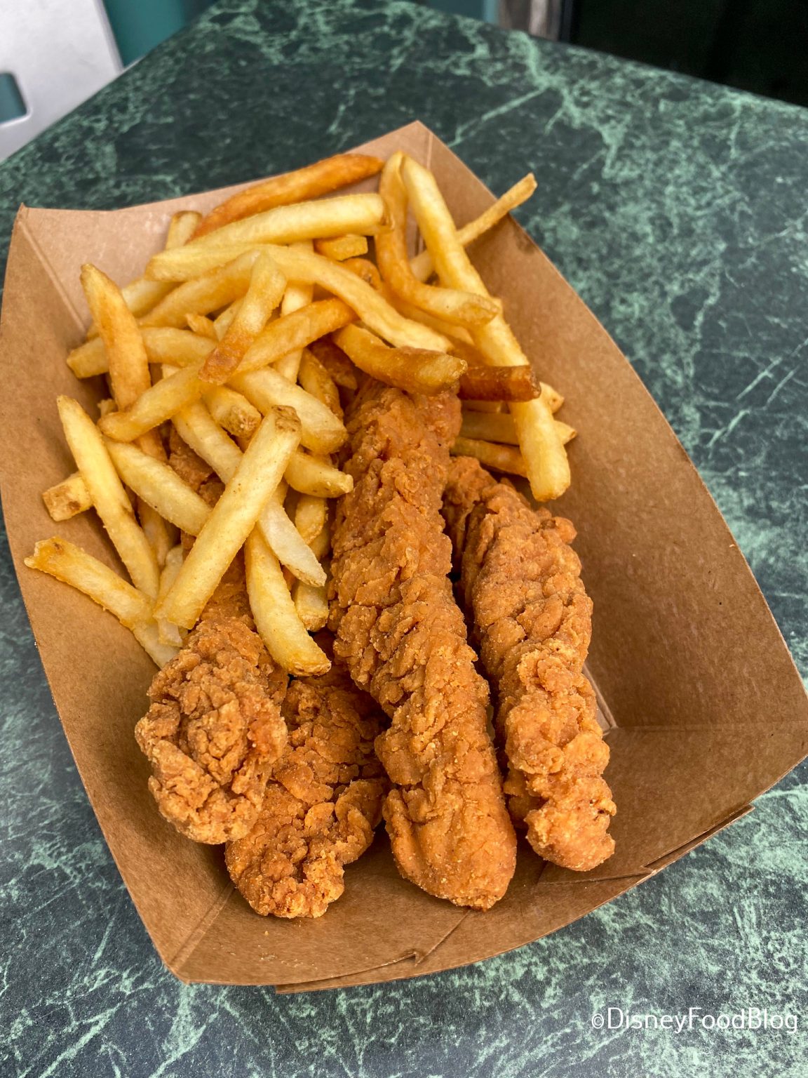 Review: Finding Decent Fast Food in Hollywood Studios Can Be HARD. But ...