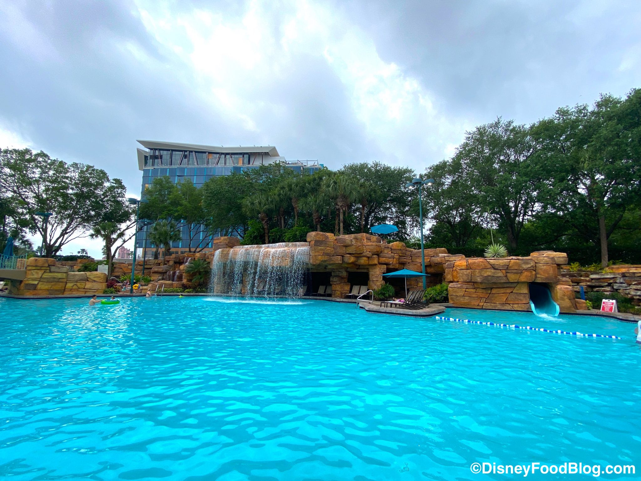 New Disney Beach Gear Just Made Your Summer Trips WAY Easier | the ...