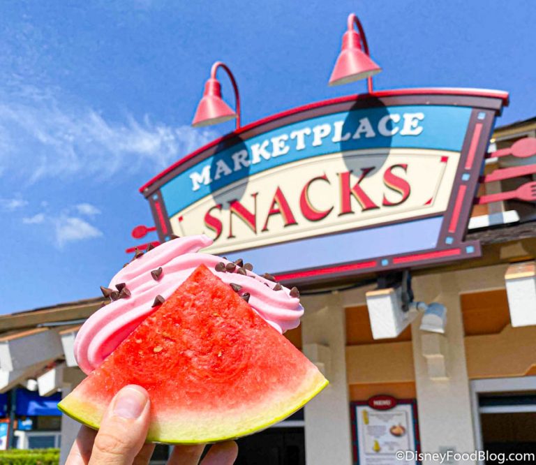 There's a Dole Whip TACO (!!!) in Disney World | the disney food blog