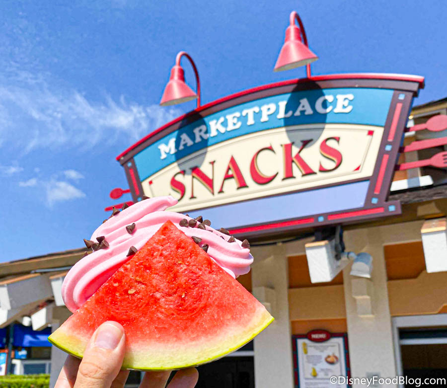 There's a Dole Whip TACO (!!!) in Disney World | the disney food blog