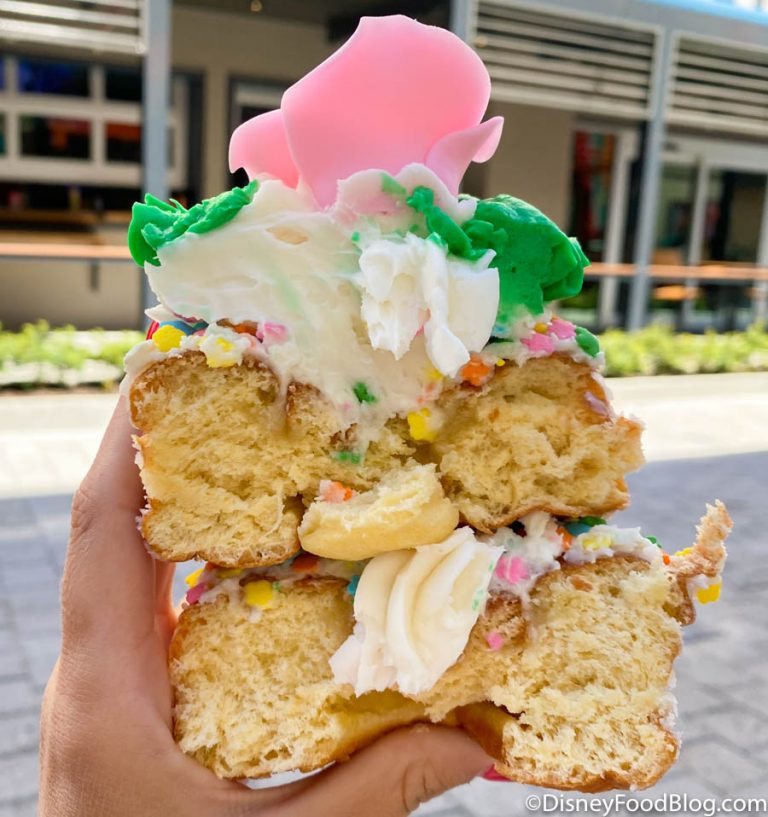 Review: Disney World's New Donut Is HUGE (and Shareable!) | the disney ...