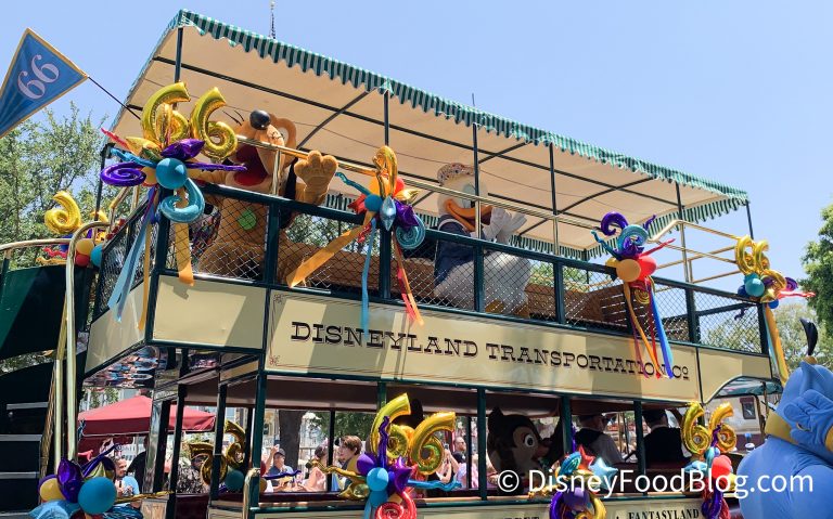 How to Use Disneyland's NEW Magic Key Pass System | the disney food blog