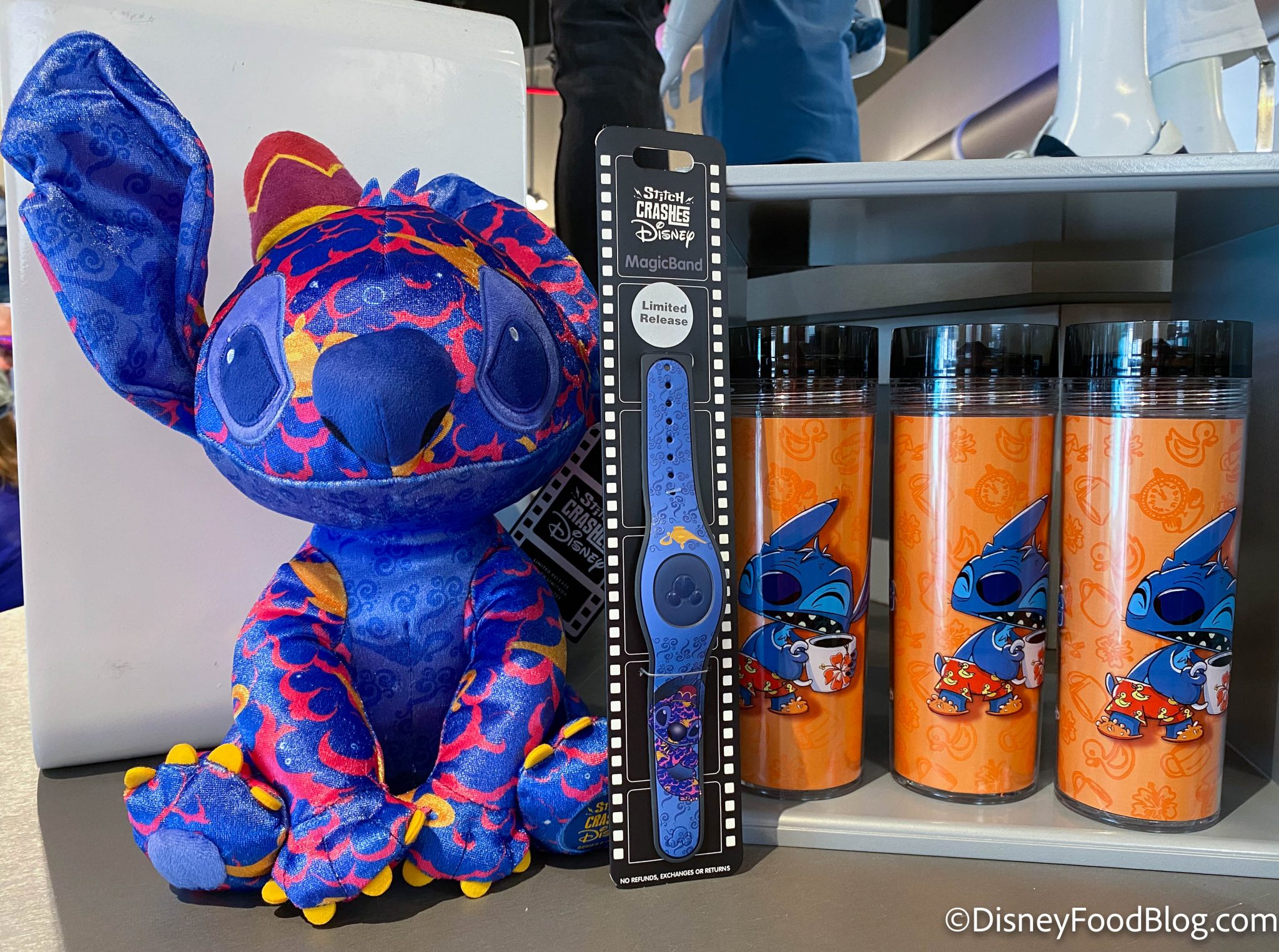 SOLD OUT Stitch Crashes Aladdin Merchandise Is Now in Disney World ...