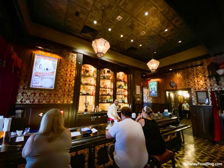 The Best Date Night Spots in Disney World | the disney food blog
