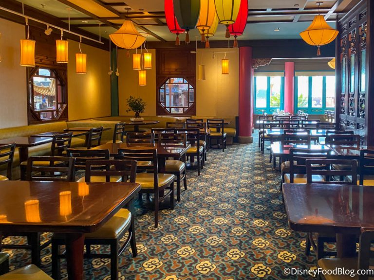 REVIEW: We Found Not 1, But 2(!!) Legit SPICY Foods at This Reopened ...
