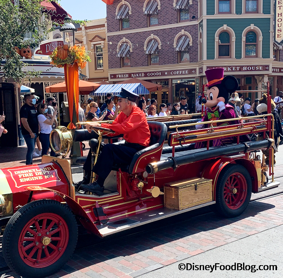 What's New at Disneyland Resort: Carnation Cafe Reopens, a Halloween ...
