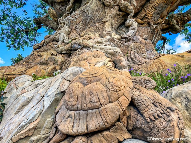 We Bet You've NEVER Noticed This Amazing Hidden Disney World Detail ...