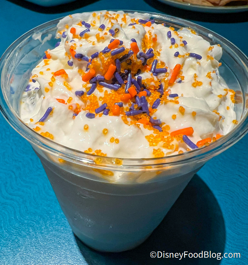 Two Words: DESSERT NACHOS. Here's Where to Find It in Disneyland! | the ...