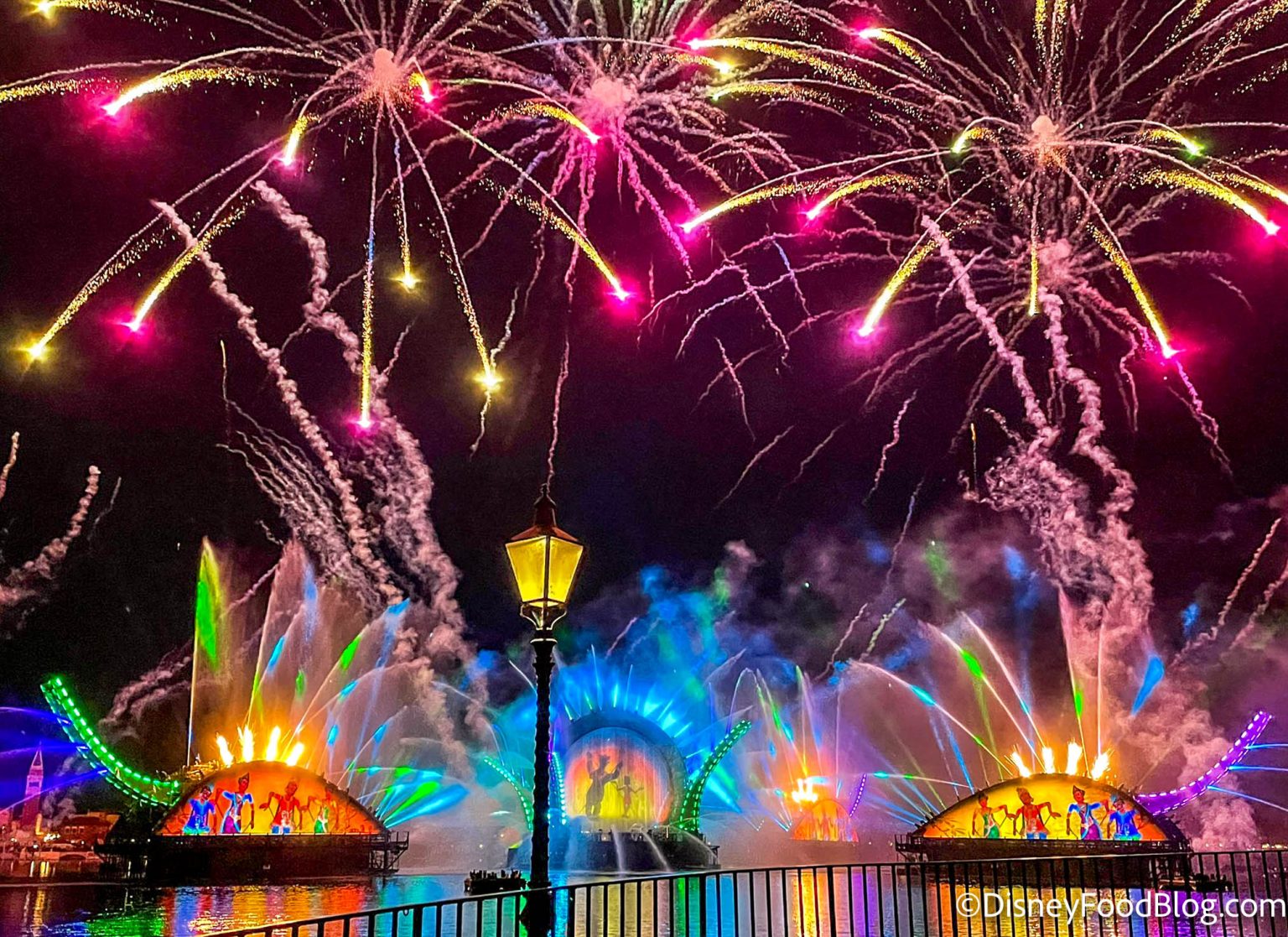 The Ultimate Guide To Disney World Dinner Shows | the disney food blog