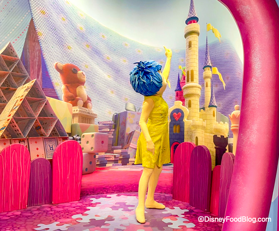TWO Beloved Character Meet and Greets Finally RETURN to Disney World ...