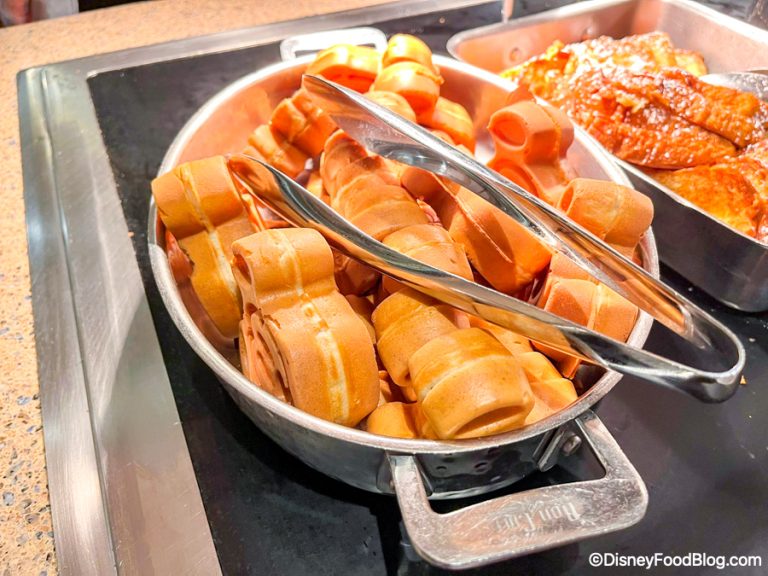 FULL REVIEW of One of Disney World's CHEAPEST Breakfast Buffets | the ...