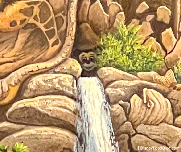 PHOTO: This Hidden Mickey in Disney World is Freaking Us Out | the ...